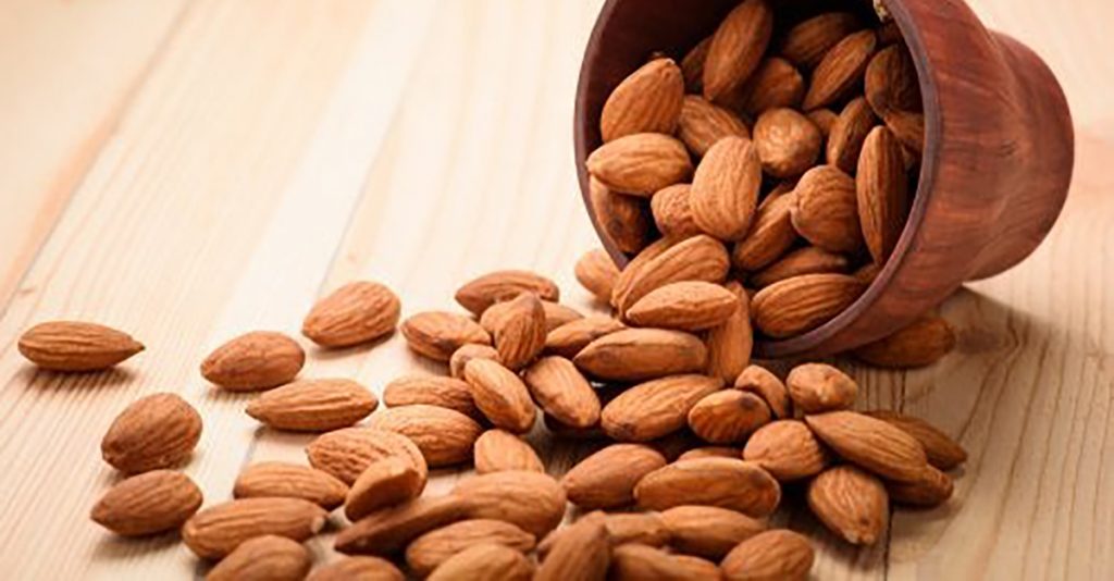 8 Beneficios De Comer 4 Almendras Diarias | Delicias Blog